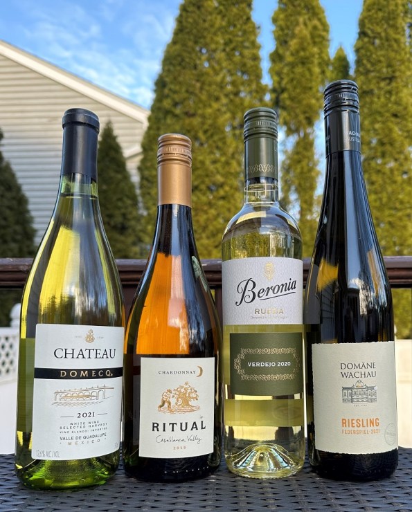 White Wines, Simple and Complex | Talk-A-Vino