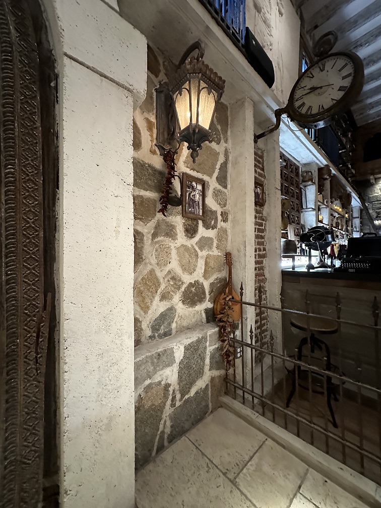 Cka ka Qellu (12) | Talk-A-Vino